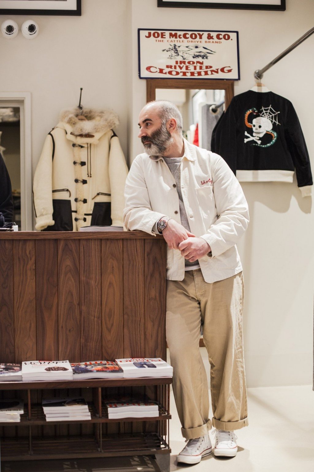 Calça Chino Masculina: Sua História, Evolução e Como Usar